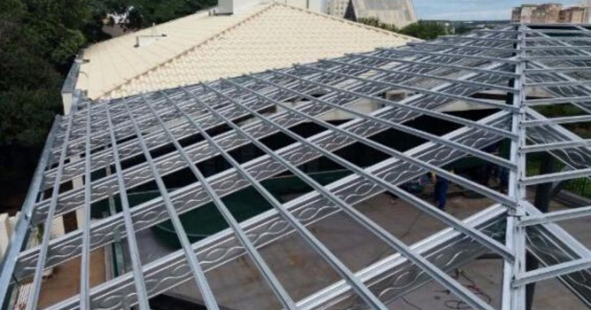 TELHADO EM STEEL FRAME: VANTAGENS PARA O CONSTRUTOR – A Hidraulica ...
